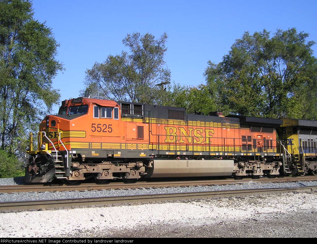 BNSF 5525
